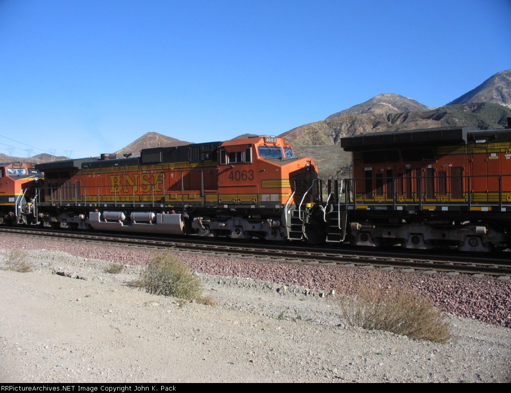 BNSF 4063